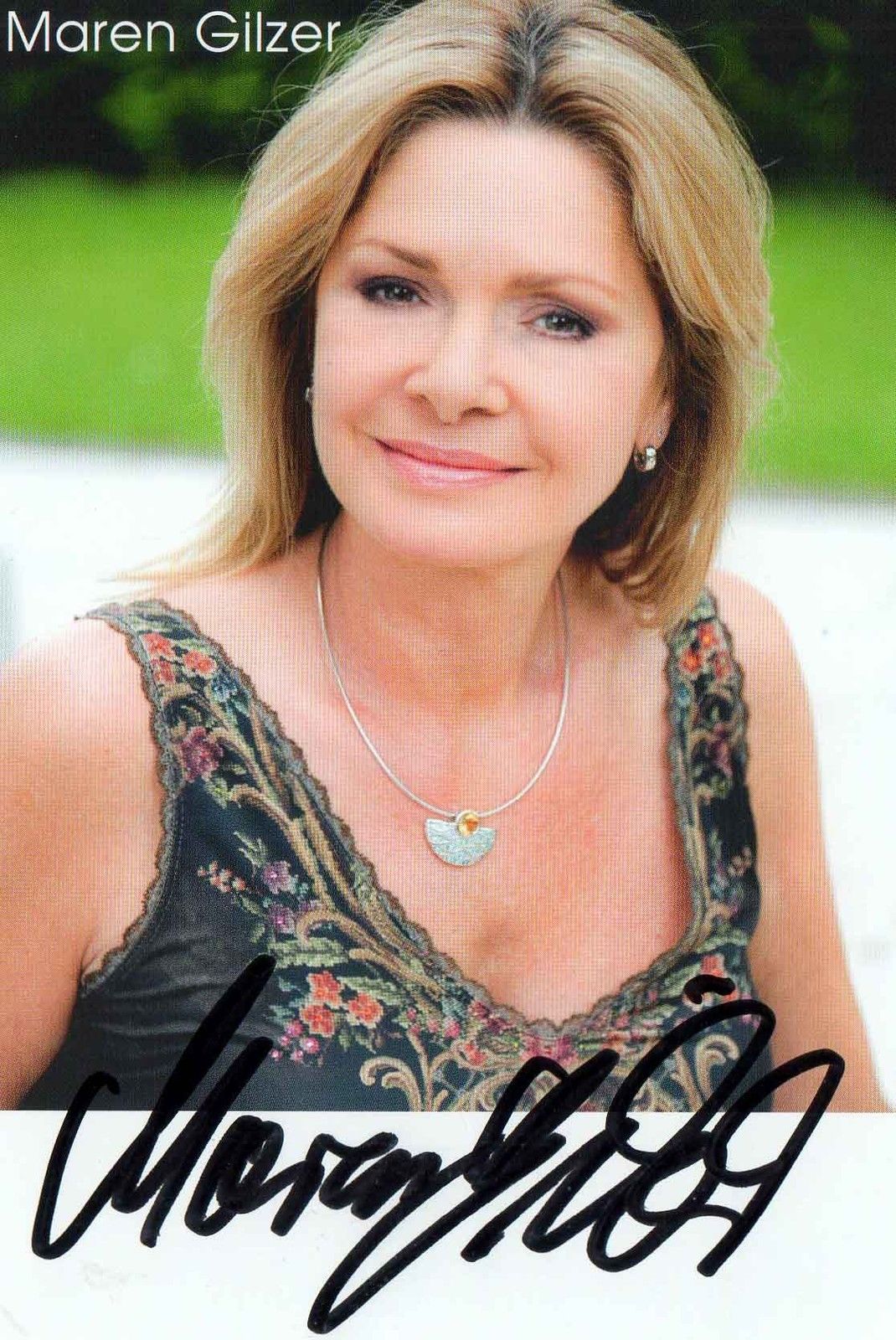 Kontakt & Booking - Maren GilizerMaren Gilzer